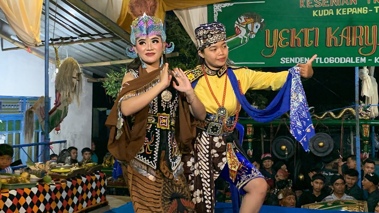 Pola Gerakan Cewek Gones Ness Ness !! YEKTI KARYA BUDAYA Senden Live Gosono - YouTube