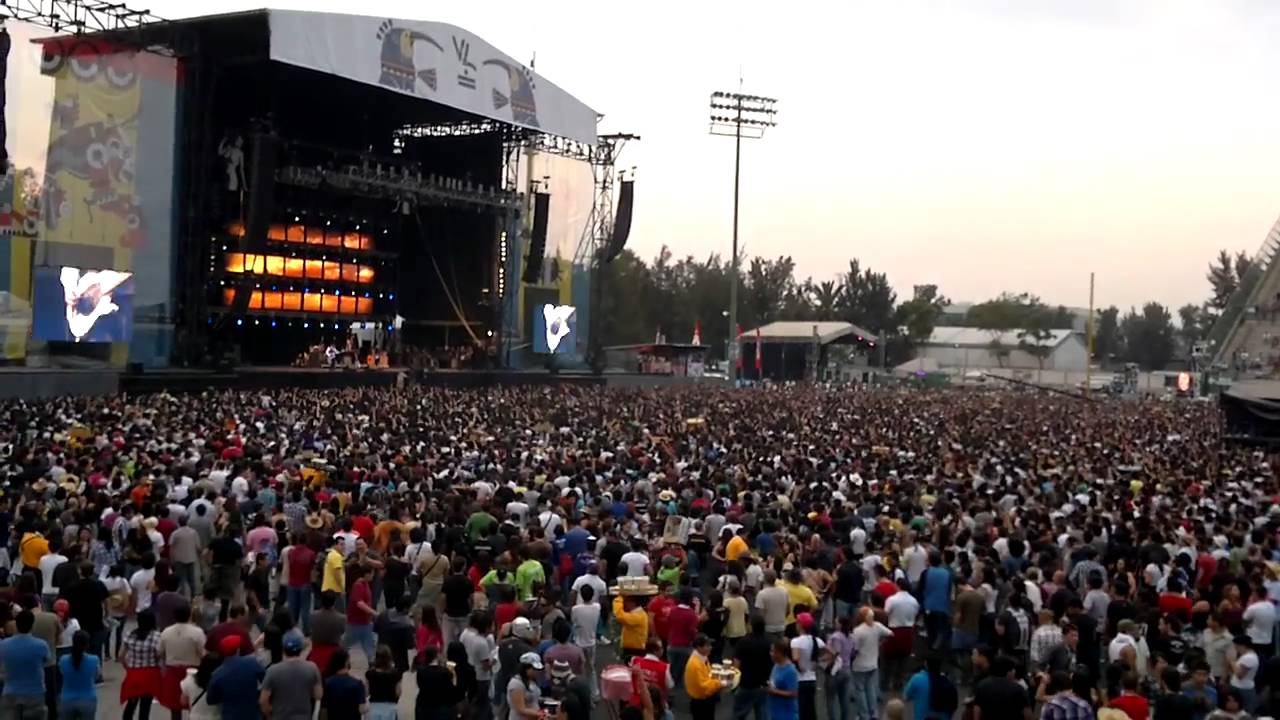 FOBIA EL MICROBITO Y VENENO VIL VIVE LATINO 2011 - YouTube