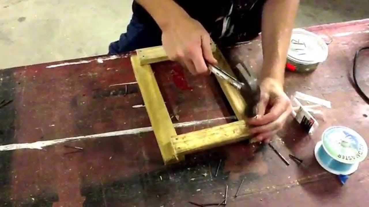 How to build a hawk trap - YouTube