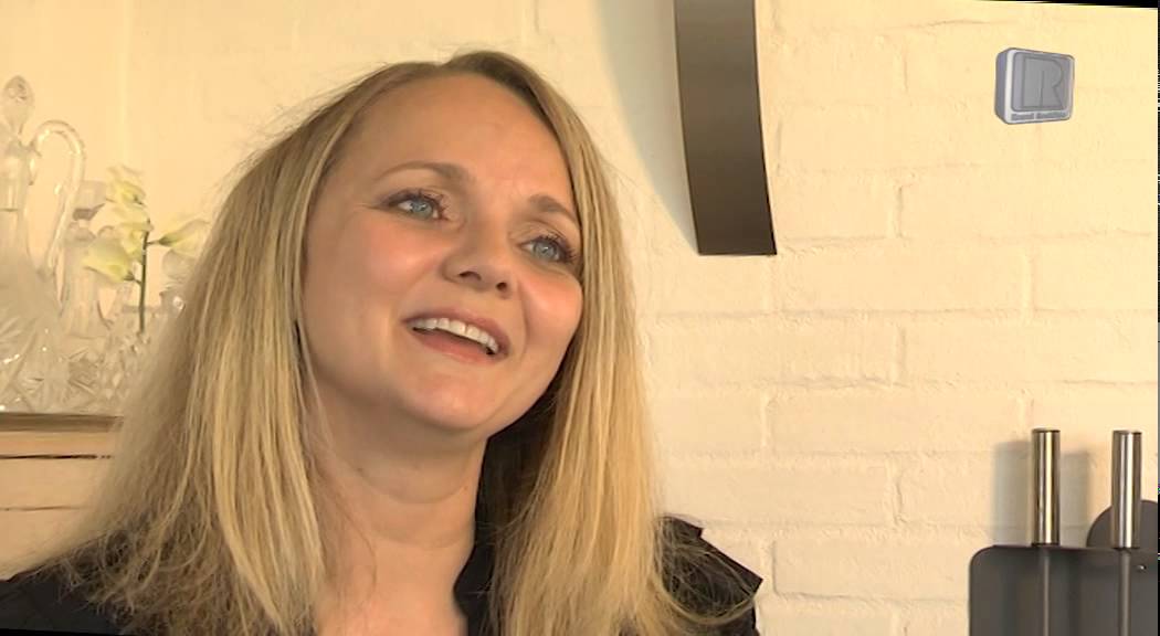 Specialist i at rydde op - YouTube