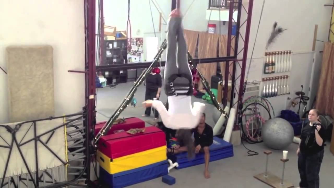 Maria Sova Stunt Reel - Stunt Players - YouTube