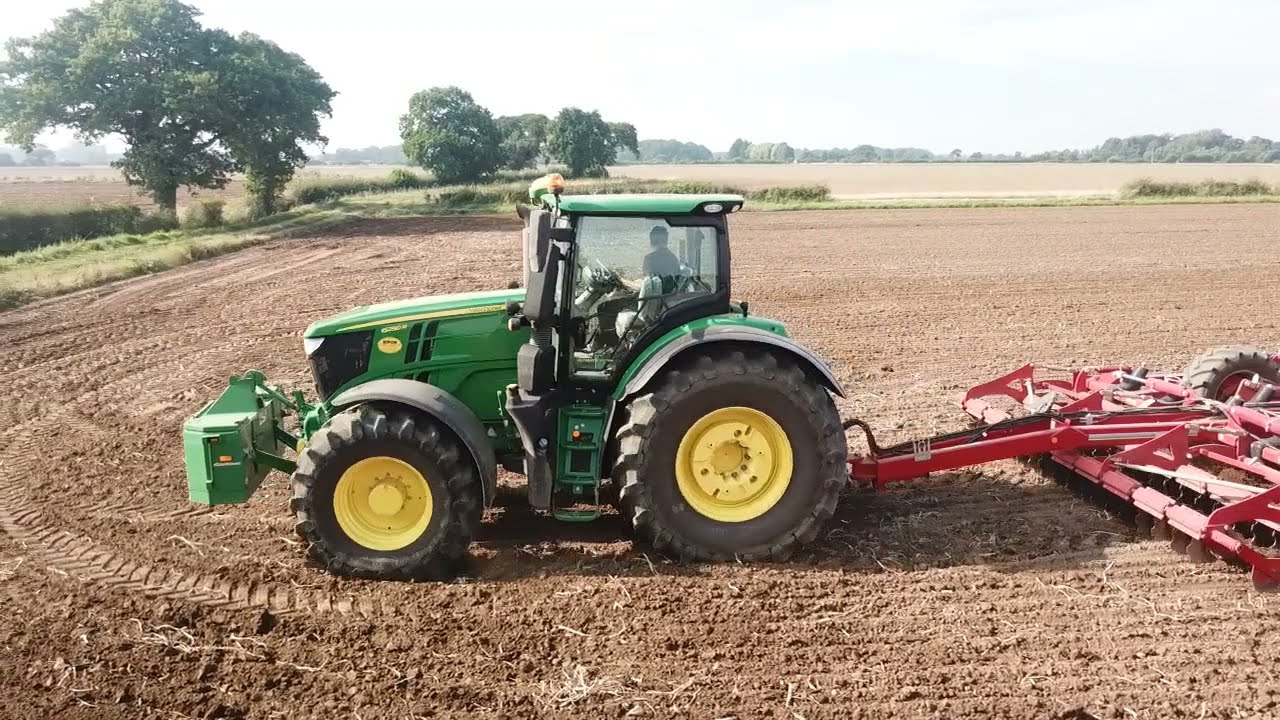 JOHN DEERE 6250R - YouTube