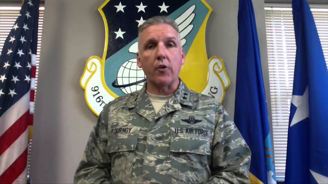 Maj. Gen. Flournoy Commanders Update - YouTube