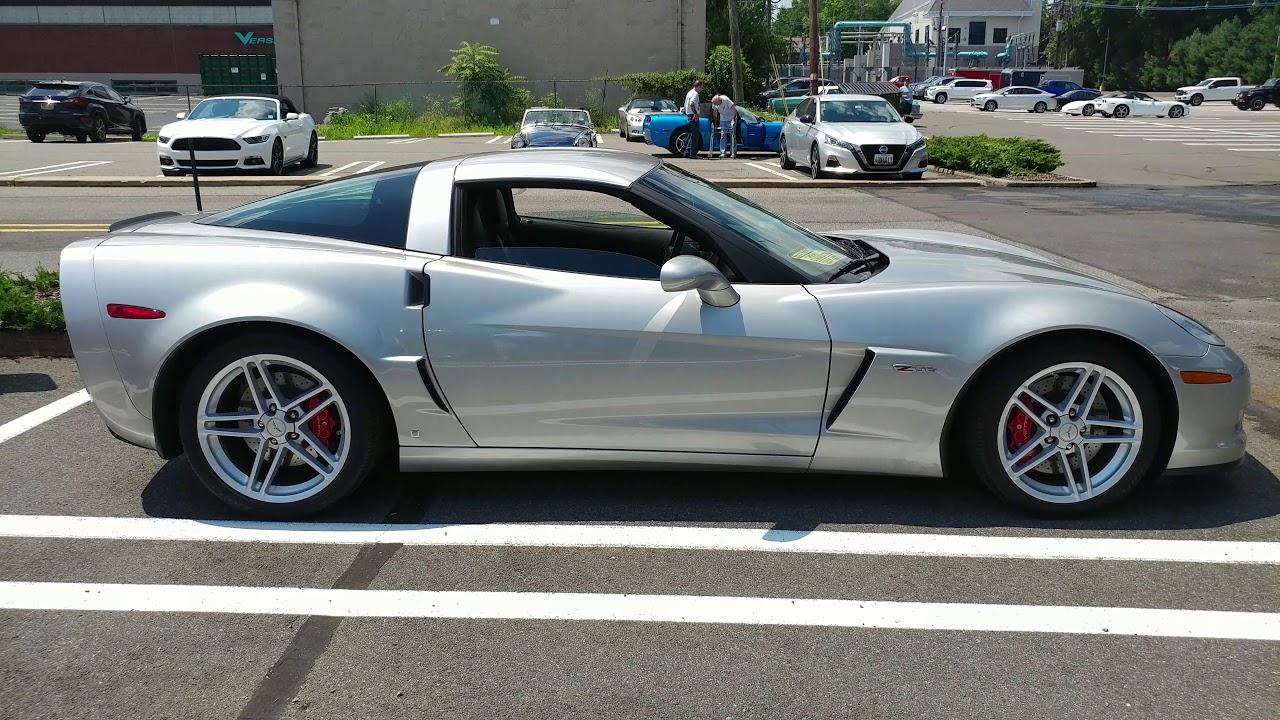 2006 MACHINE SILVER METALLIC CHEVROLET CORVETTE NY 'QIK XIT' - YouTube