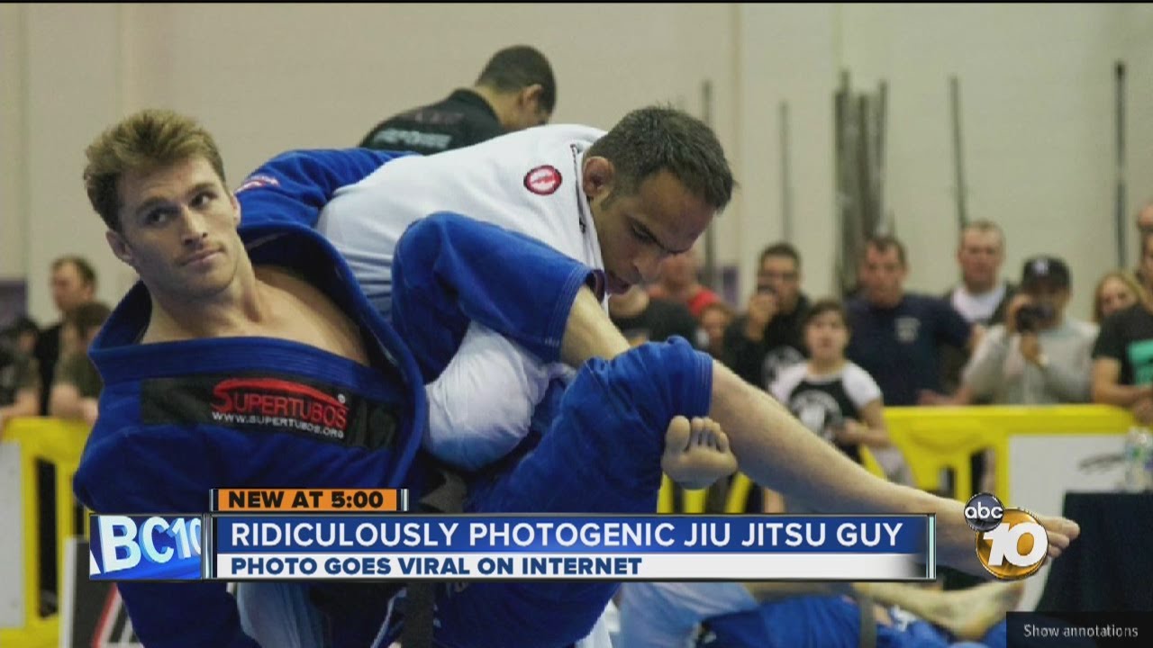 Local Jiu-Jitsu instructor's photo goes viral - YouTube