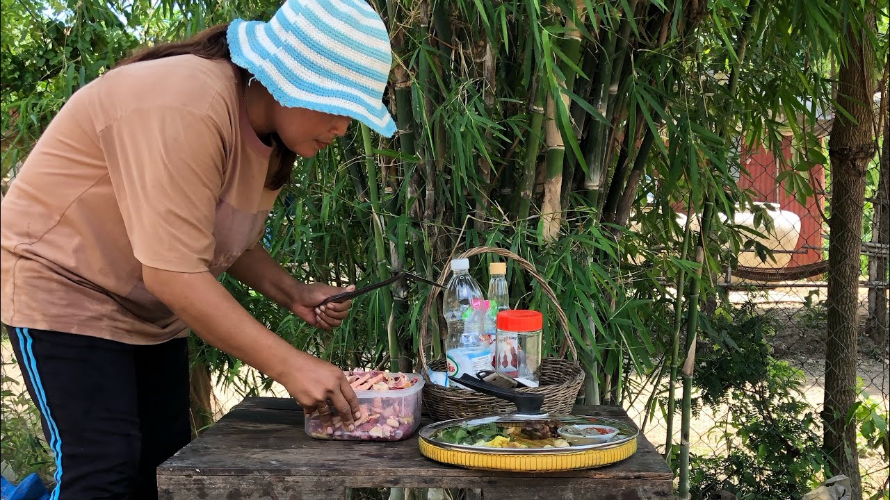 Forest food and amazing cook how to primitive cook - YouTube