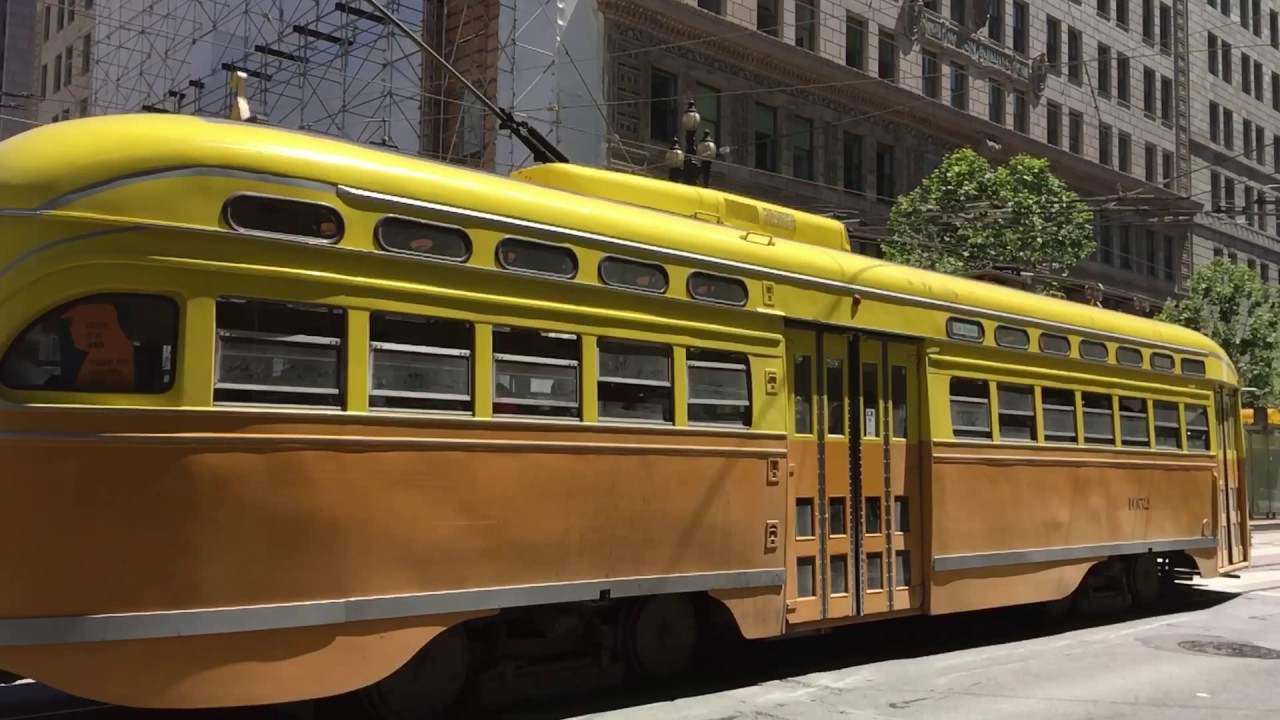 Muni F-Line Streetcar 1052 Los Angeles @ Market St & Drumm St San ...