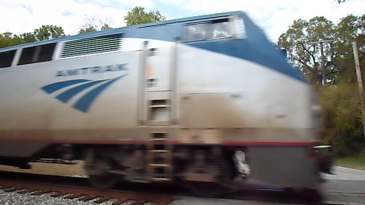 Amtrak Train The Silver Star Crossing Highview Rd. - YouTube