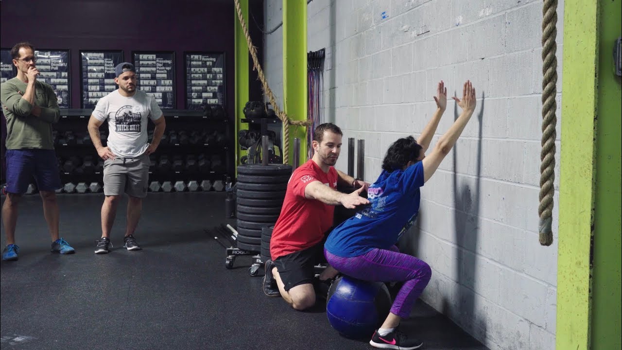 An Immature Squat: Achieving the Best Position Possible - YouTube