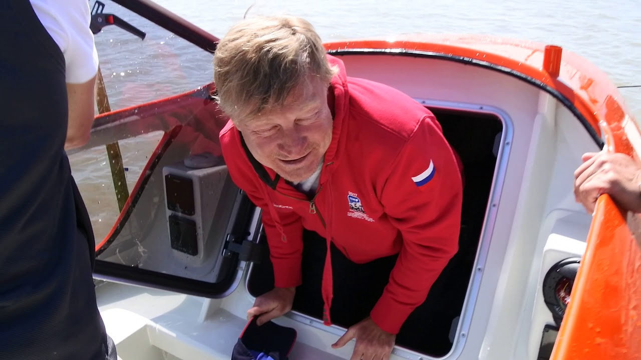 AKROS rowing boat roll over test in UK. May 2018. - YouTube