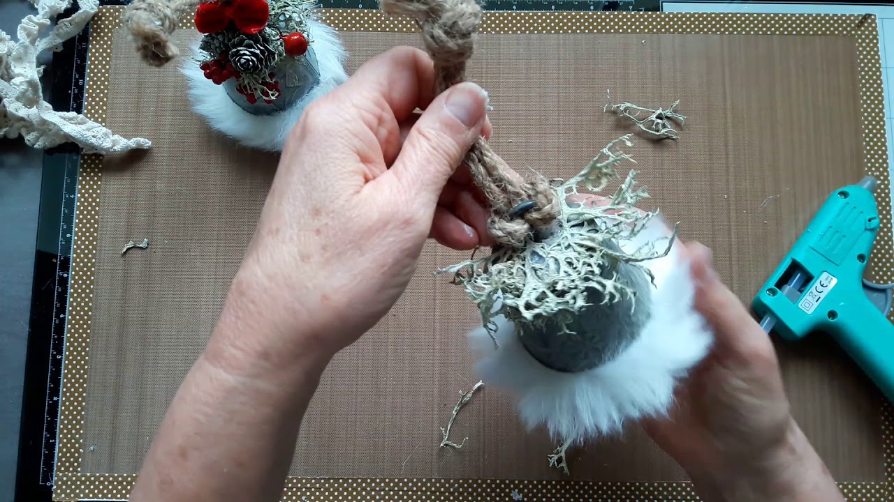 Tuto clochettes...décoration de Noël - YouTube