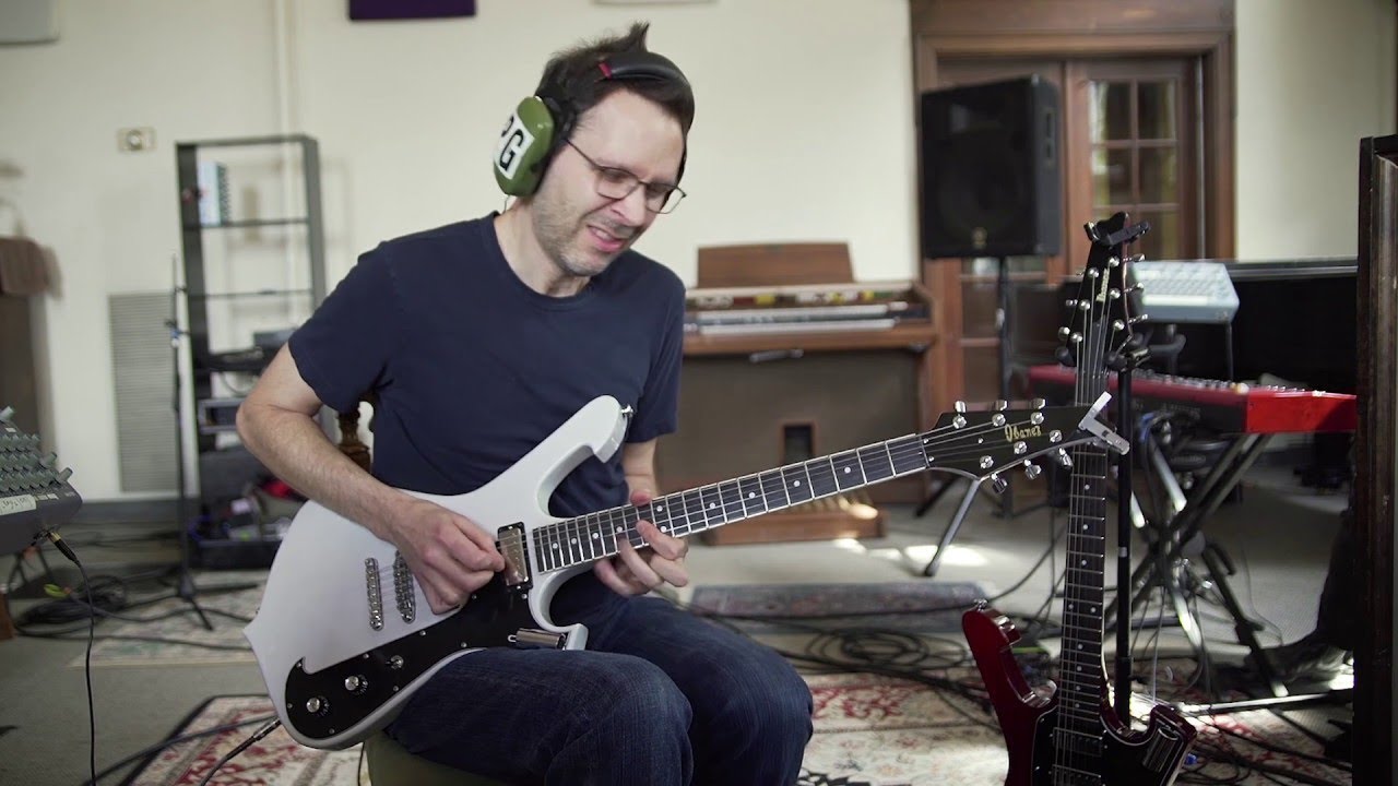 Paul Gilbert - Havin' It (Official Music Video) - YouTube