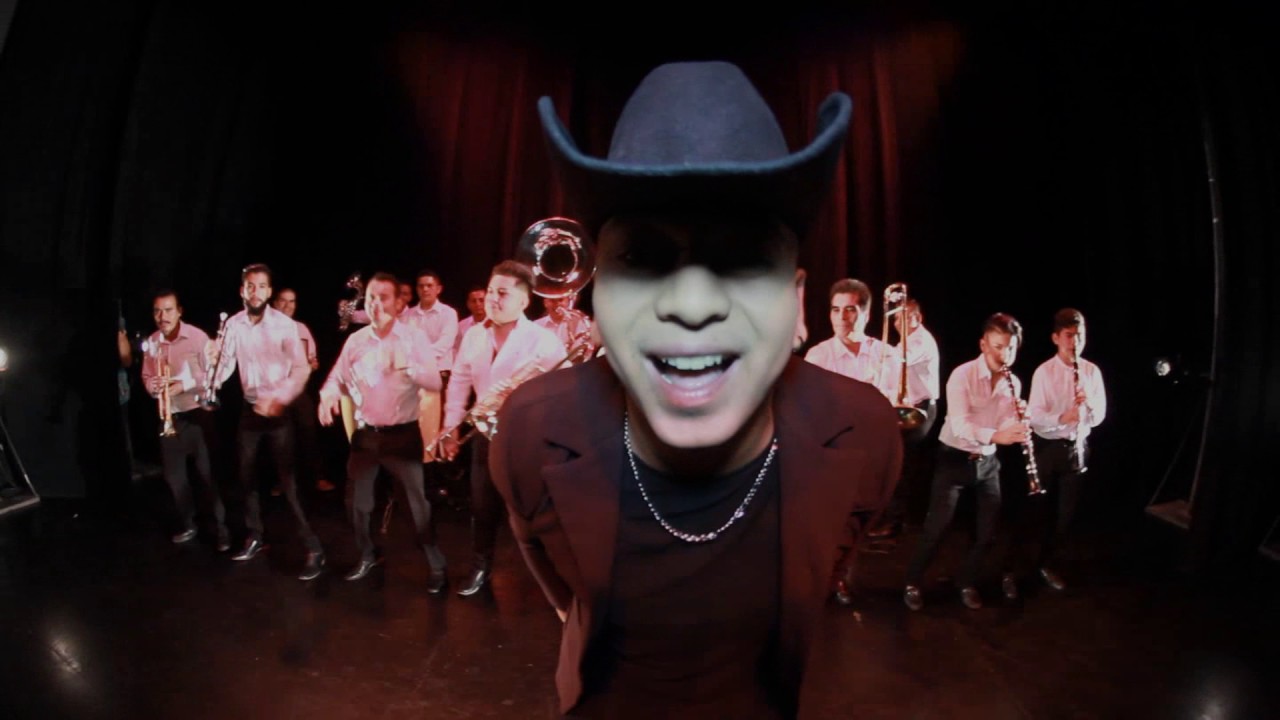 Leo Juaréz- Torombolo- Ft. Banda Tabaco ( Video oficial) - YouTube