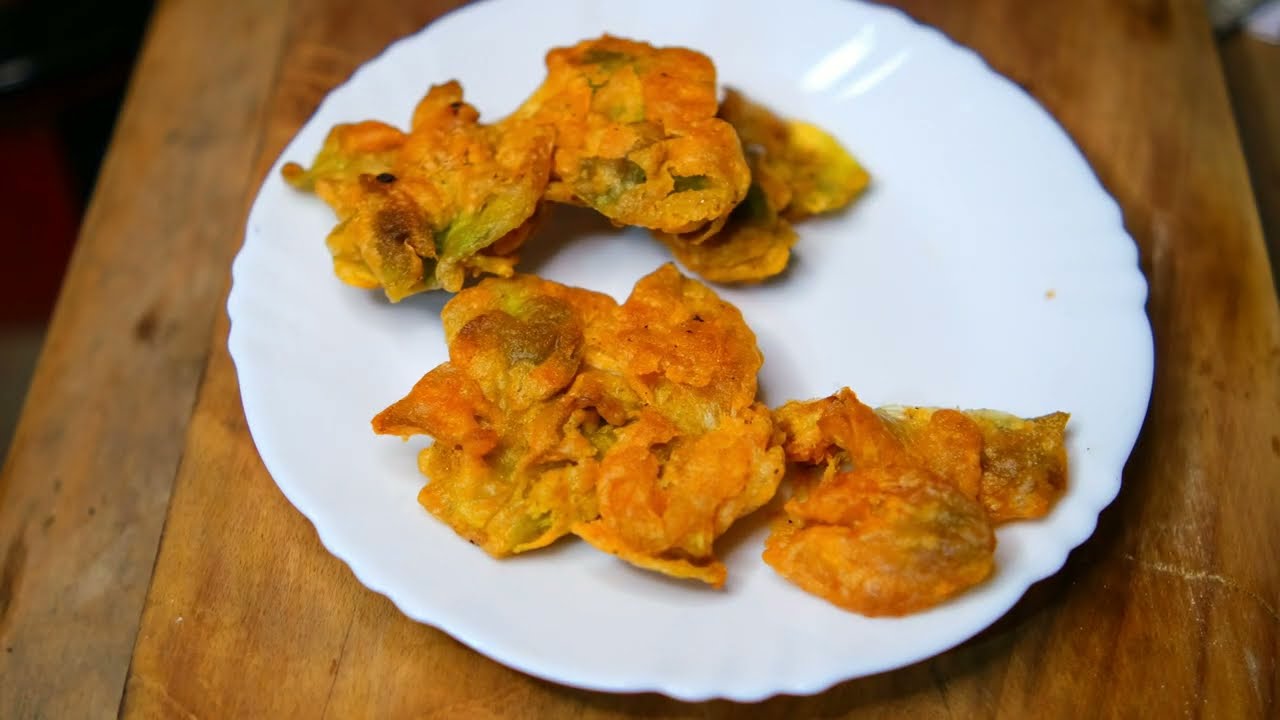 Haldee Phool Pakauda || Crunchy, Crispy, and Colorful: Turmeric Flower ...