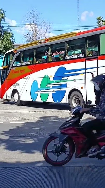 Kramat Djati Jakarta - Denpasar #bus #huntingbus #kramatdjati - YouTube