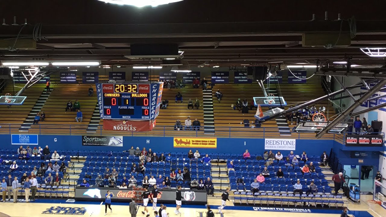 UAH Men's Basketball vs. Union - YouTube