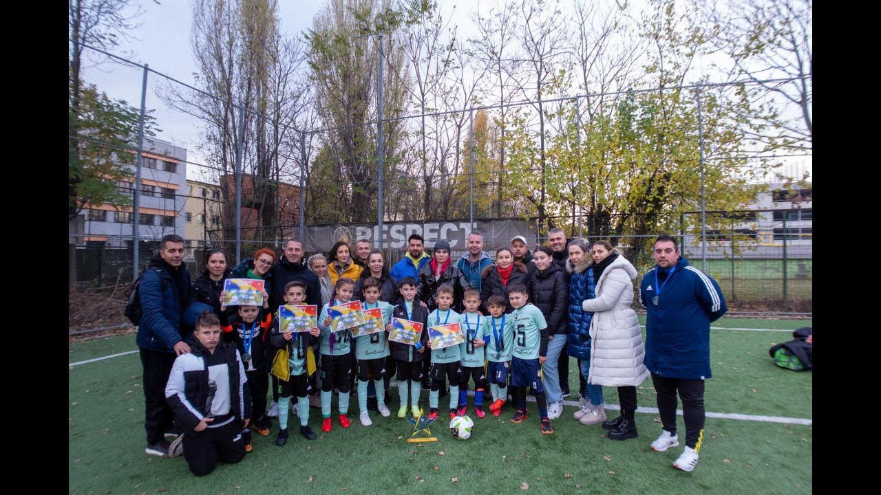 A trecut 1 an - YouTube