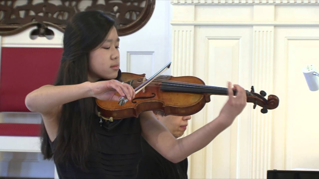 Mimi Fan performs Concerto in E minor, Op. 64 by Felix Mendelssohn ...
