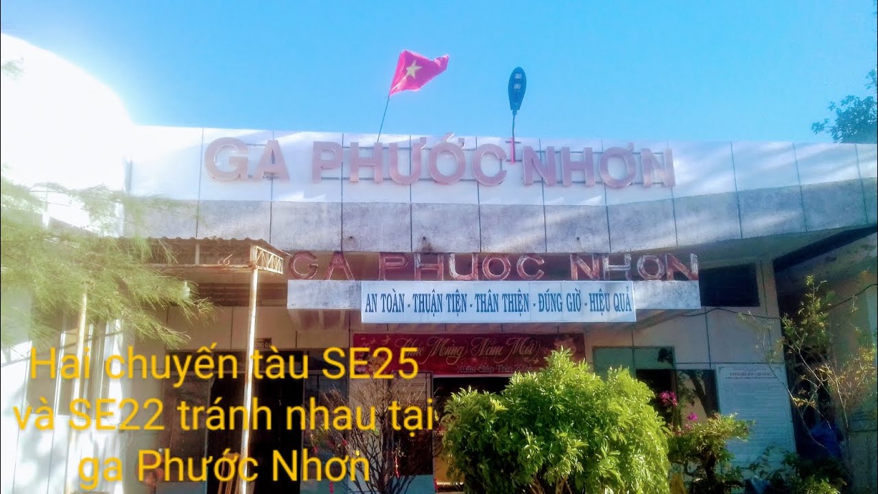 TÀU HOẢ VIỆT NAM | HAI CHUYẾN TÀU SSE22 VÀ SSE25 TRÁNH NHAU TẠI GA ...