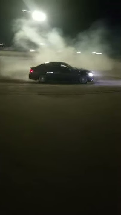 AWD donuts Infiniti G37x - YouTube
