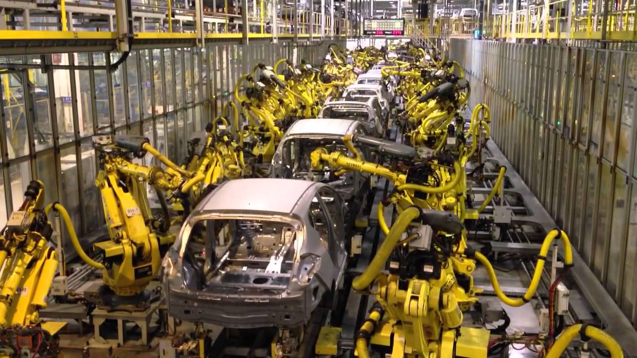Kia Motors Slovakia - bodyshop robot dance - YouTube