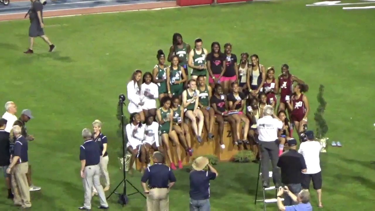 2018 CALIFORNIA STATE FINALS: GIRLS 4 X 400 - YouTube