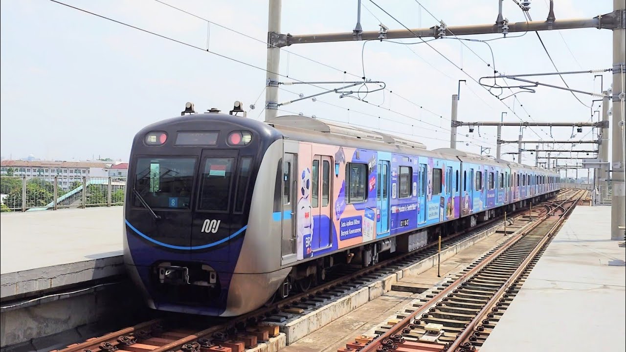ジャカルタMRT1000系ブンダランHI行きルバックブルス駅始発前入線 Jakarta MRT Series 1000 for ...