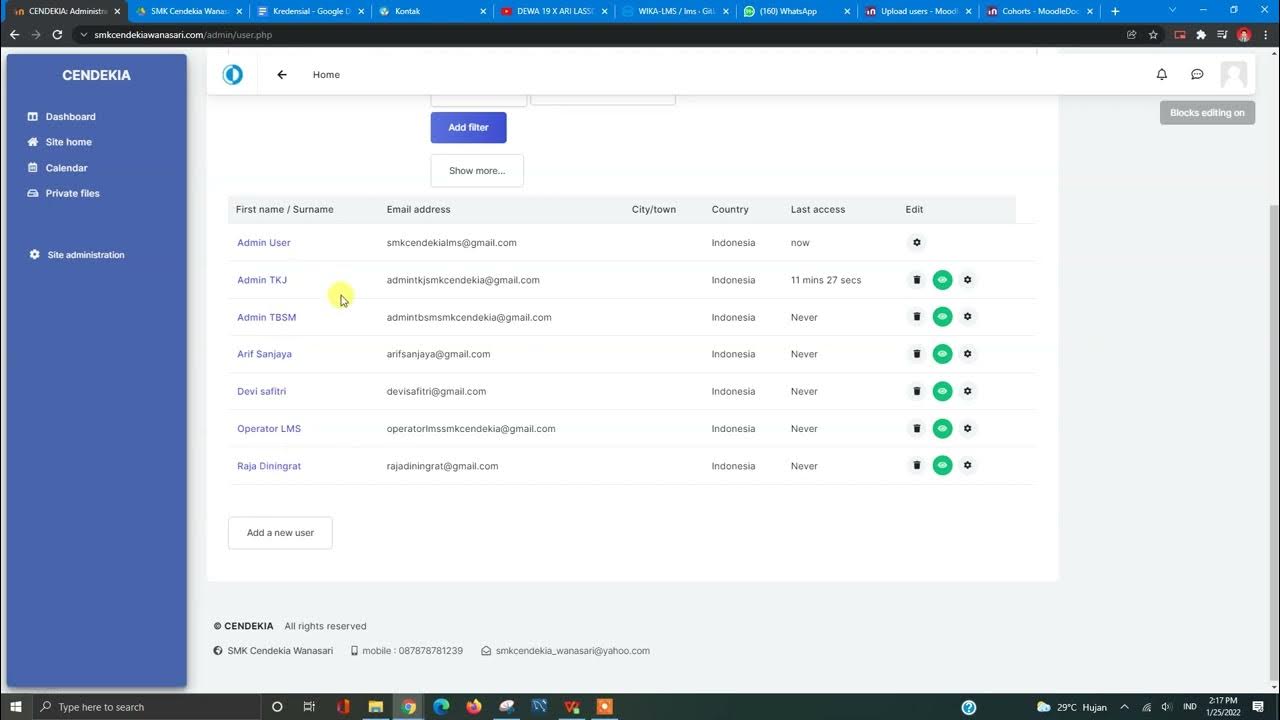 Upload Users dengan Format CSV pada LMS Moodle - YouTube