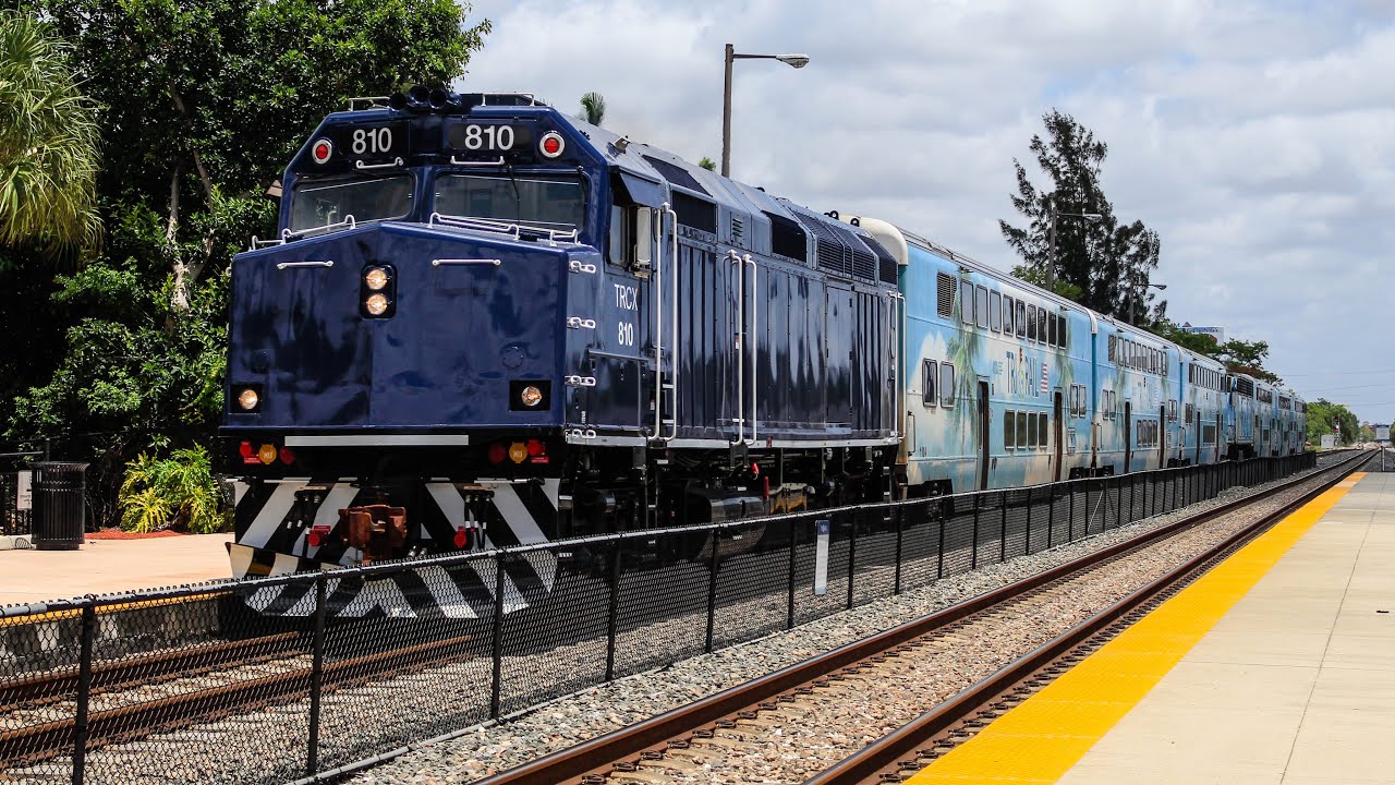Tri-Rail Equipment move with new rebuilt F40PHR-3C 810 in lead - YouTube