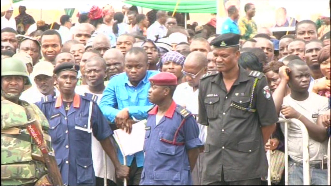 Monsignor Prof. Obiora Ike at the burial of Ojukwu - YouTube