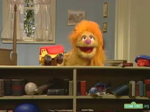 Classic Sesame Street Monsterpiece Theater Guys And Dolls - YouTube