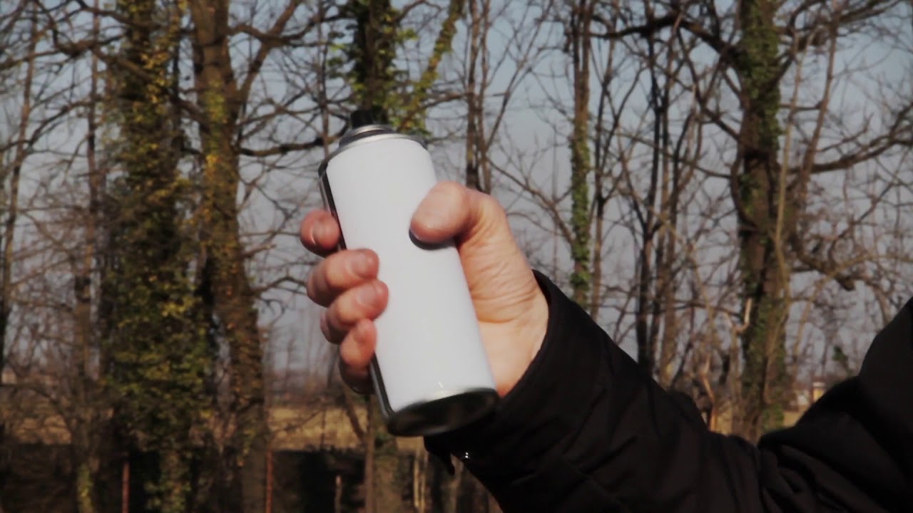 How to spray paint - PLASTIC [Tutorial Areco Italia] - YouTube