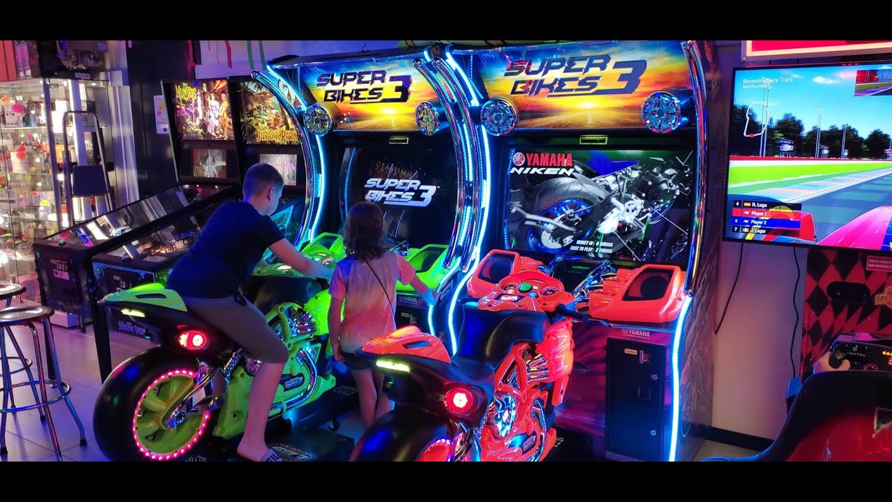 2022 Bibione Arcade Játékterem bemutató - YouTube