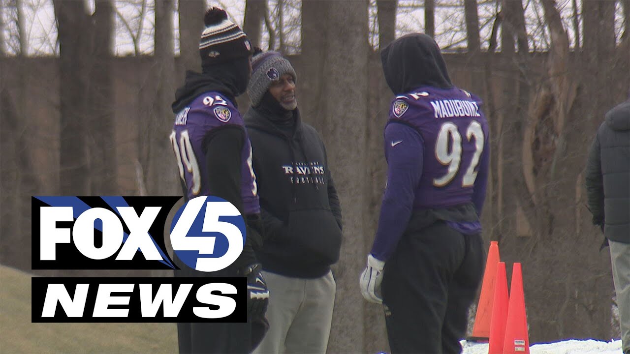 Ravens hit practice field ahead of Sunday's Divisional Round matchup vs ...