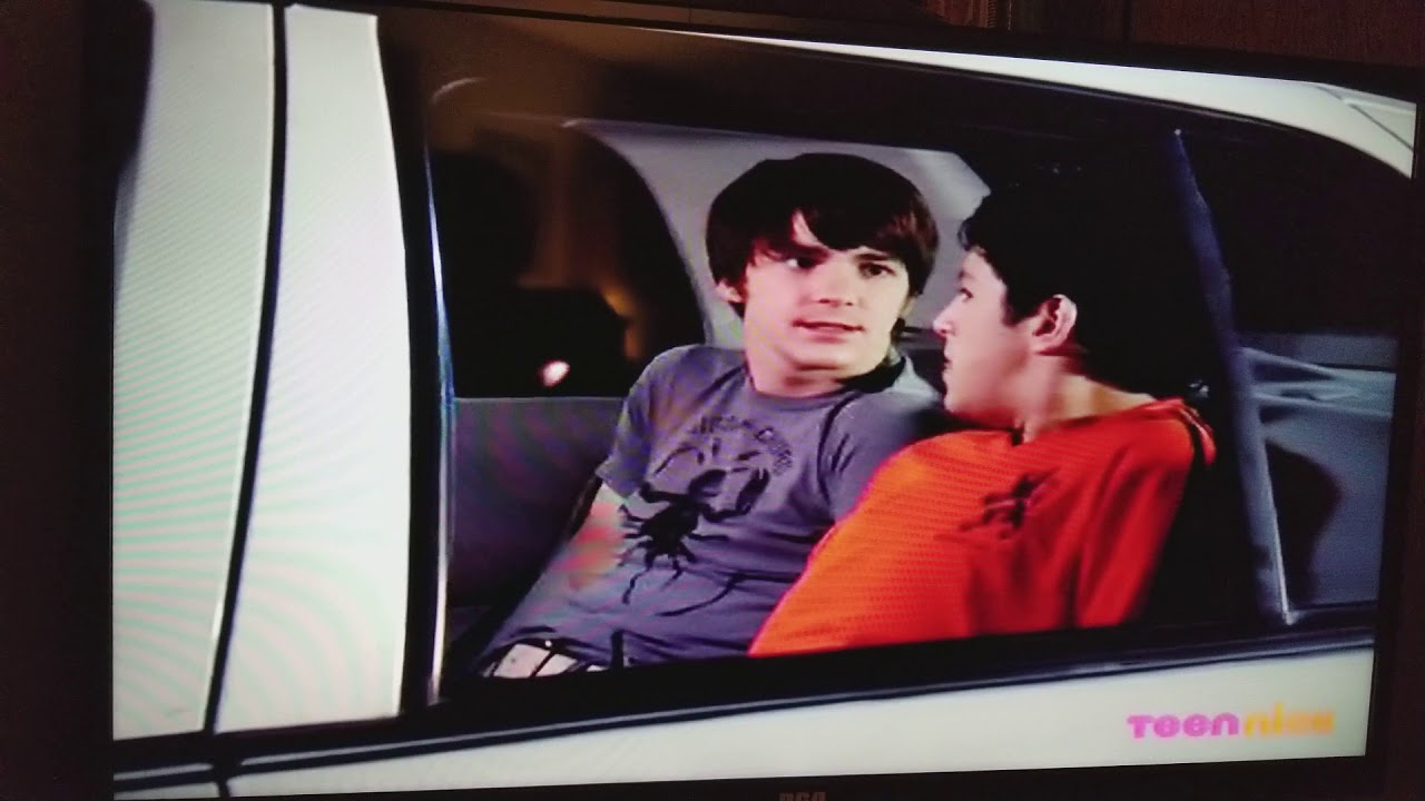 Drake and Josh cop car - YouTube