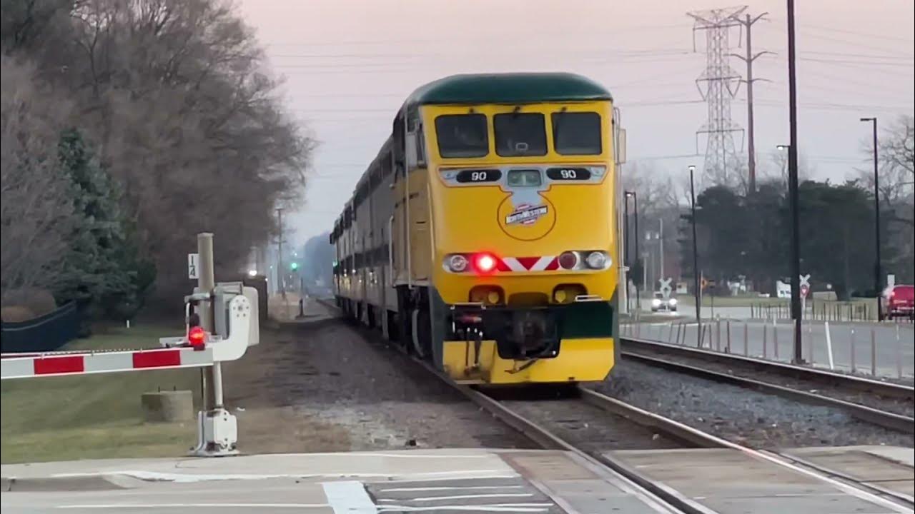 The Complete Metra Evening Rush Hour On The Alternate Schedule At Cary On December 20, 2021 ...