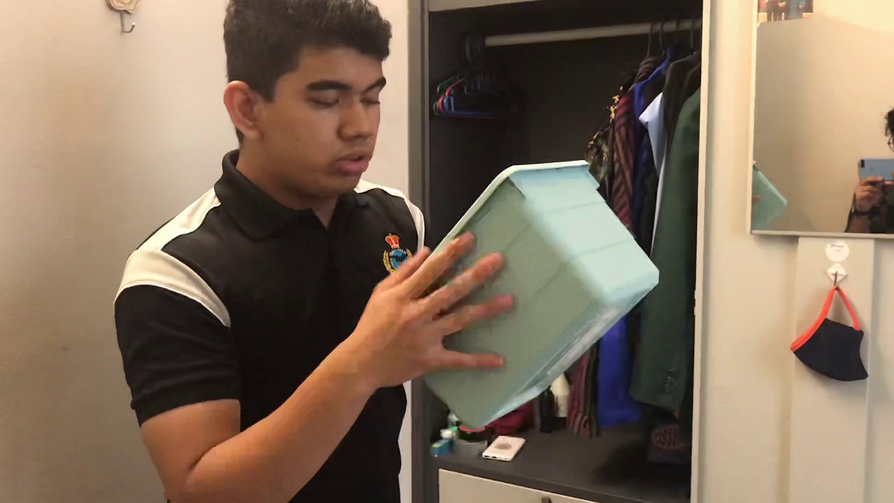 HOW TO ARRANGE YOUR STUFF IN A LOCKER LIKE A PRO - YouTube