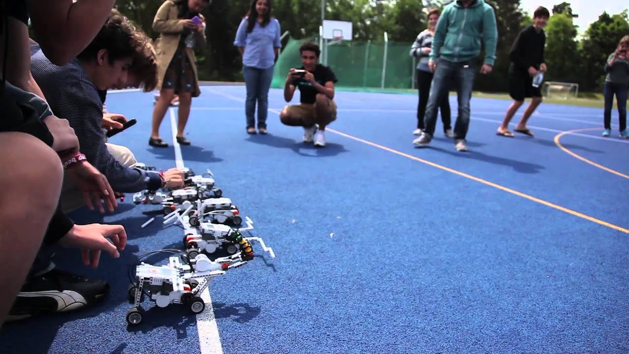 The physics of robots: death race - YouTube