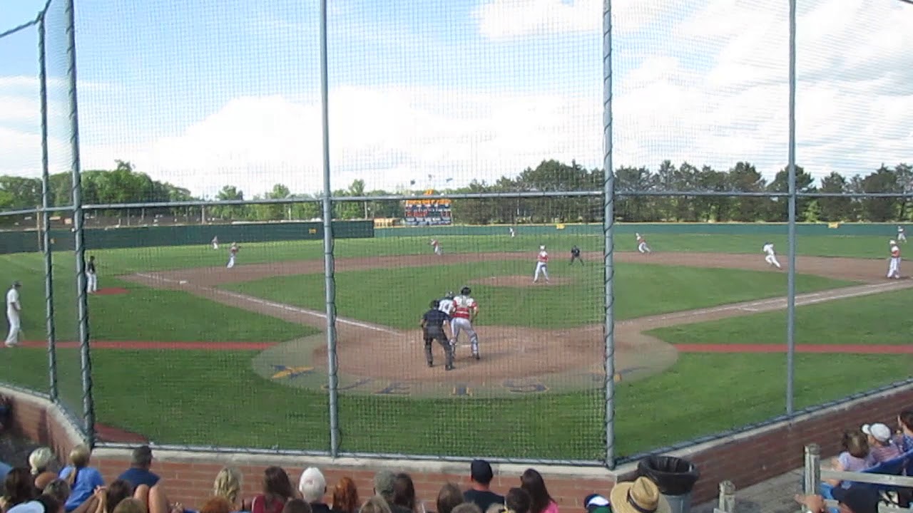 Airport vs Divine Child baseball - YouTube