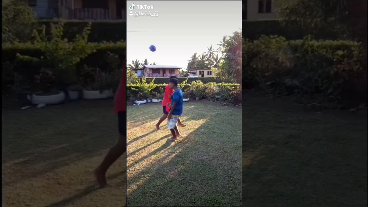 Messi Fj rainbow flick soccer skills - YouTube