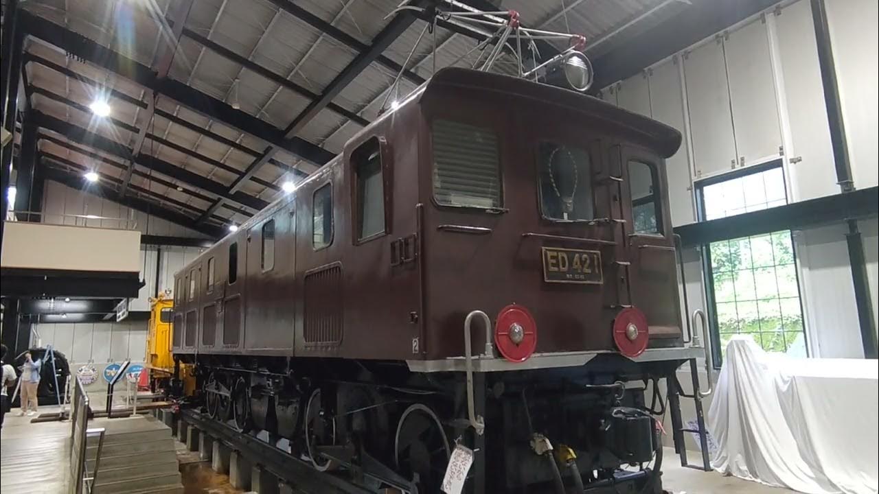 ED42のみ屋内展示してますね。 - YouTube