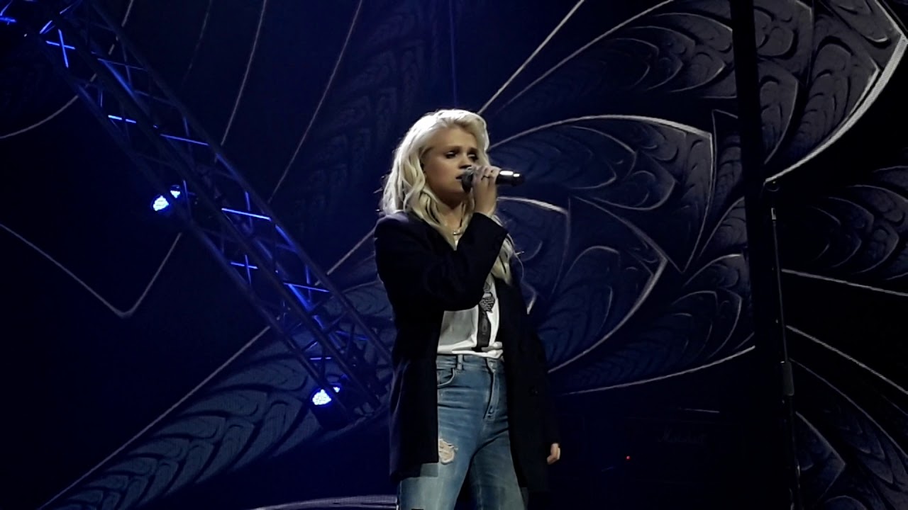 Margaret - "Byle Jak" koncert Artyści przeciw nienawiści - YouTube