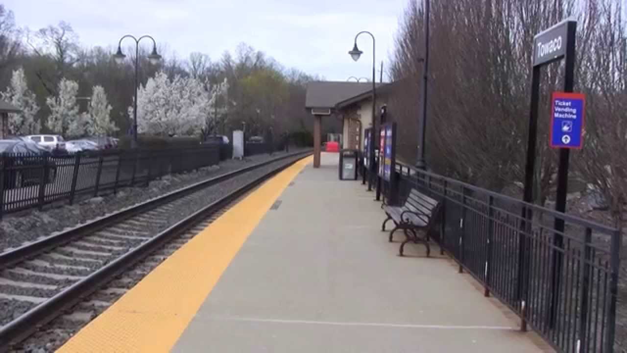 Train 1079 at Towaco 4/28/14 - YouTube
