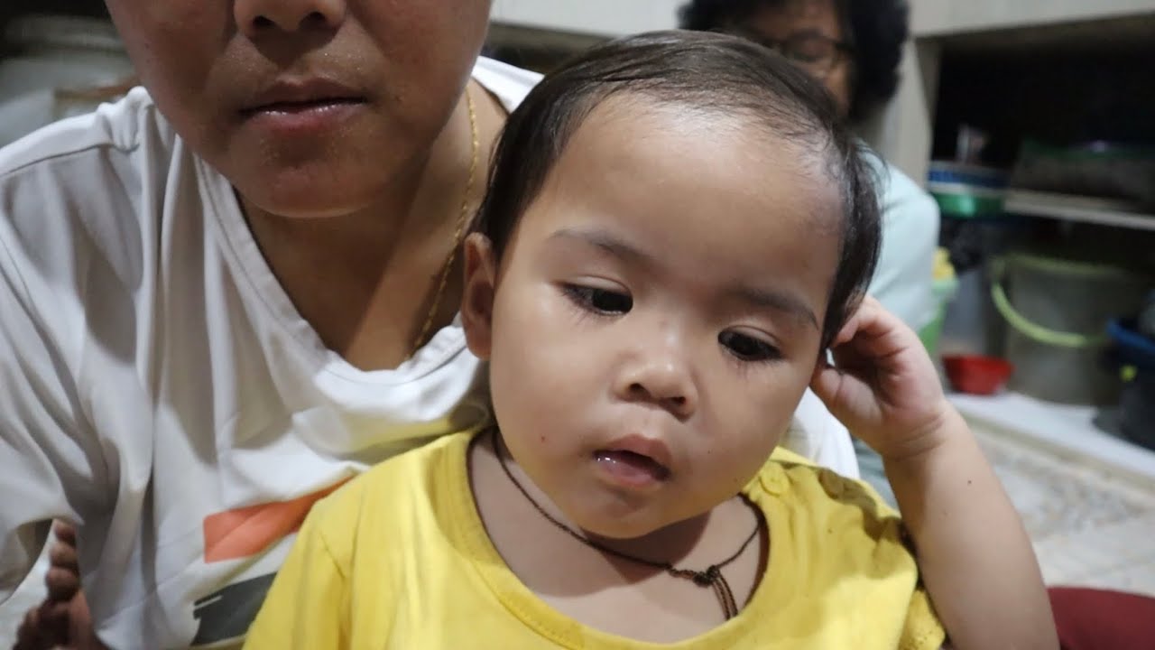 Baby Sika Very Cute Bila Kena Marah.. - YouTube