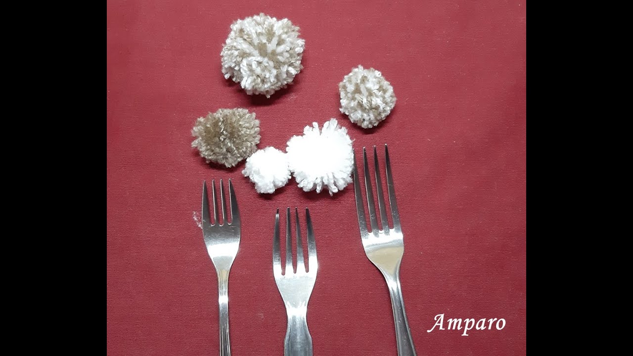 Cómo hacer pompones - YouTube