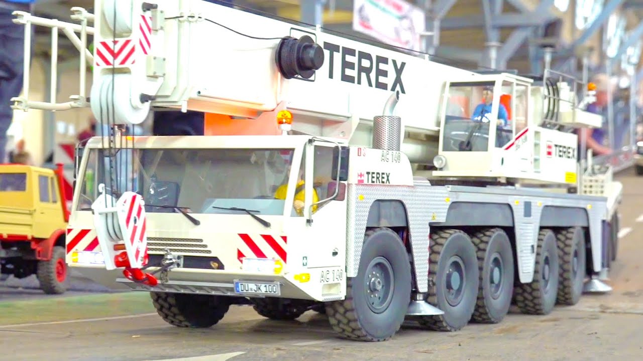 AMAZING RC ROAD SHOW / DETAILED SCANIA - MB ACTROS - MAN - VOLVO RC ...