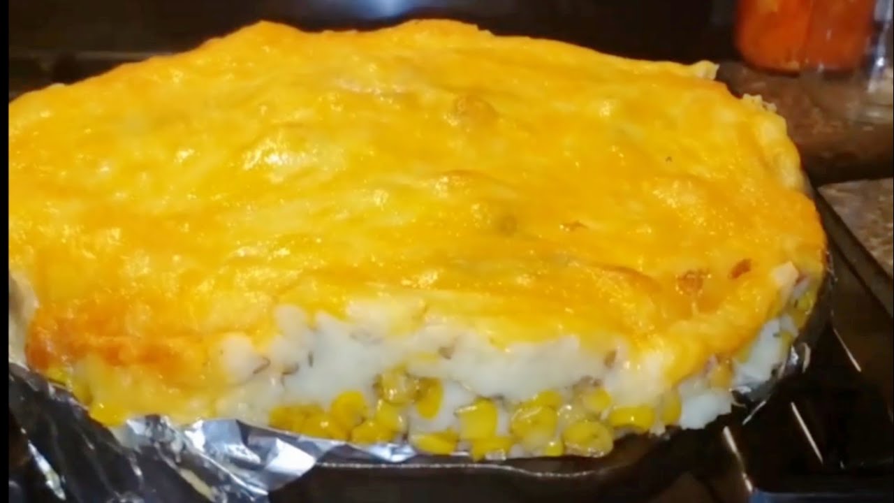 Delicious Shepherd Pie With Cornbread Crust - YouTube