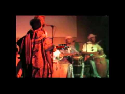 ibellis junior la media vuelta - YouTube