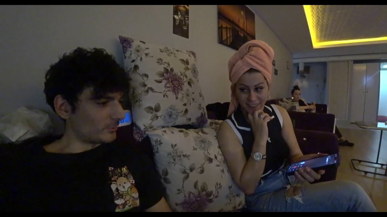 (Oct 13)[pt 1-2 IRL/Desktop] Ice Poseidon ISTANBUL, TURKEY IRL | TAKING ...