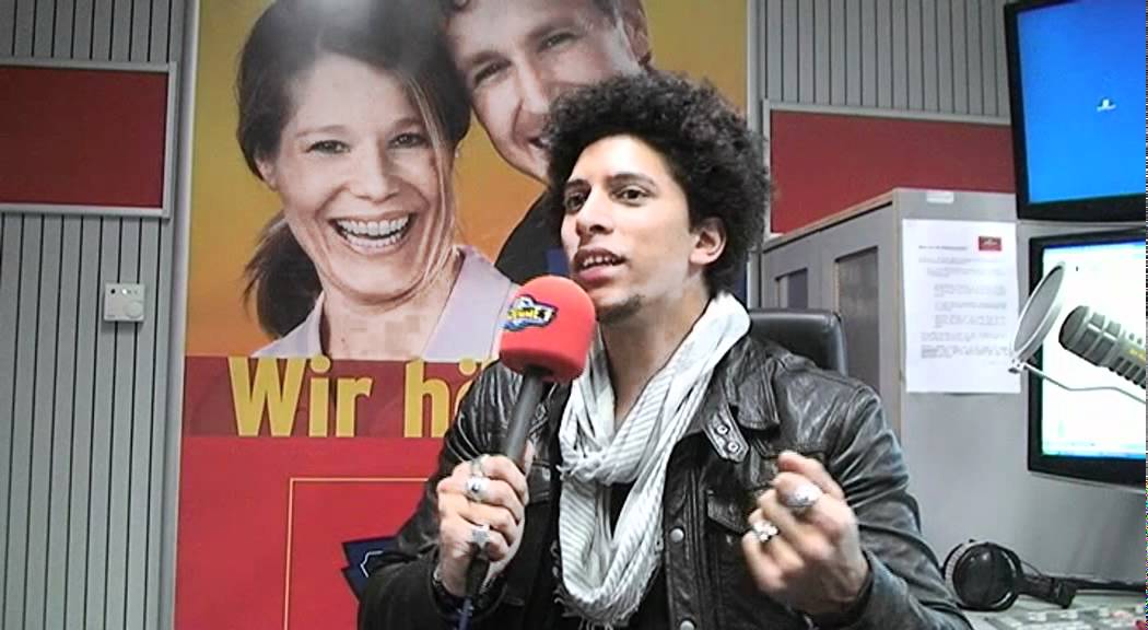 Andreas Bourani im Video-Interview "Drei Fragen an..." - YouTube